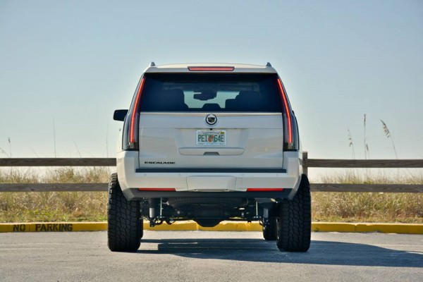 Lifted 2015 Cadillac Escalade - Off Road Wheels